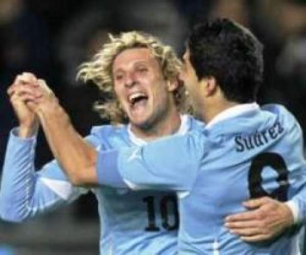 Uruguay eclipse biggest giants Argentina & Brazil by reaching 2011 Copa ...