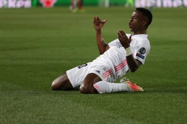 Vinicius earns praise from Madrid fans as he makes UCL history with Los ...