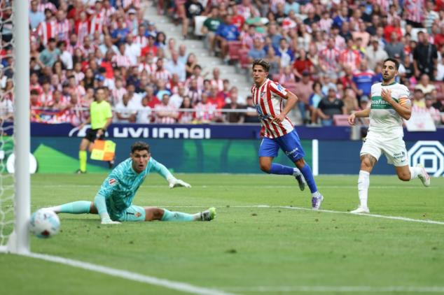 Barca complete late comeback win as Atletico drop more points in Liga ...